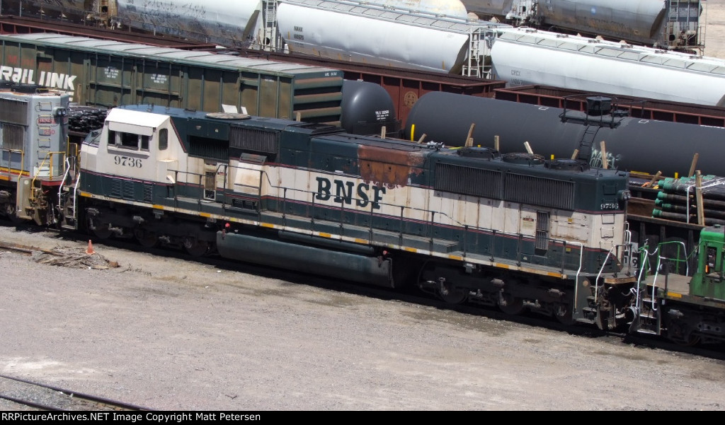 BNSF 9736